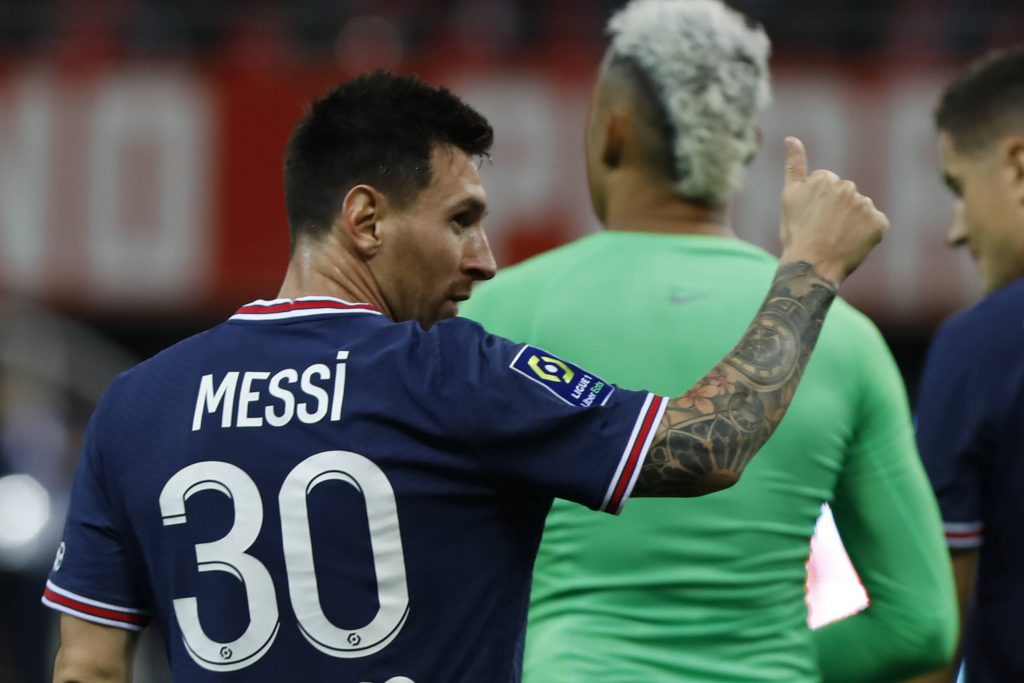 Lionel Messi's PSG debut - MoneyMan